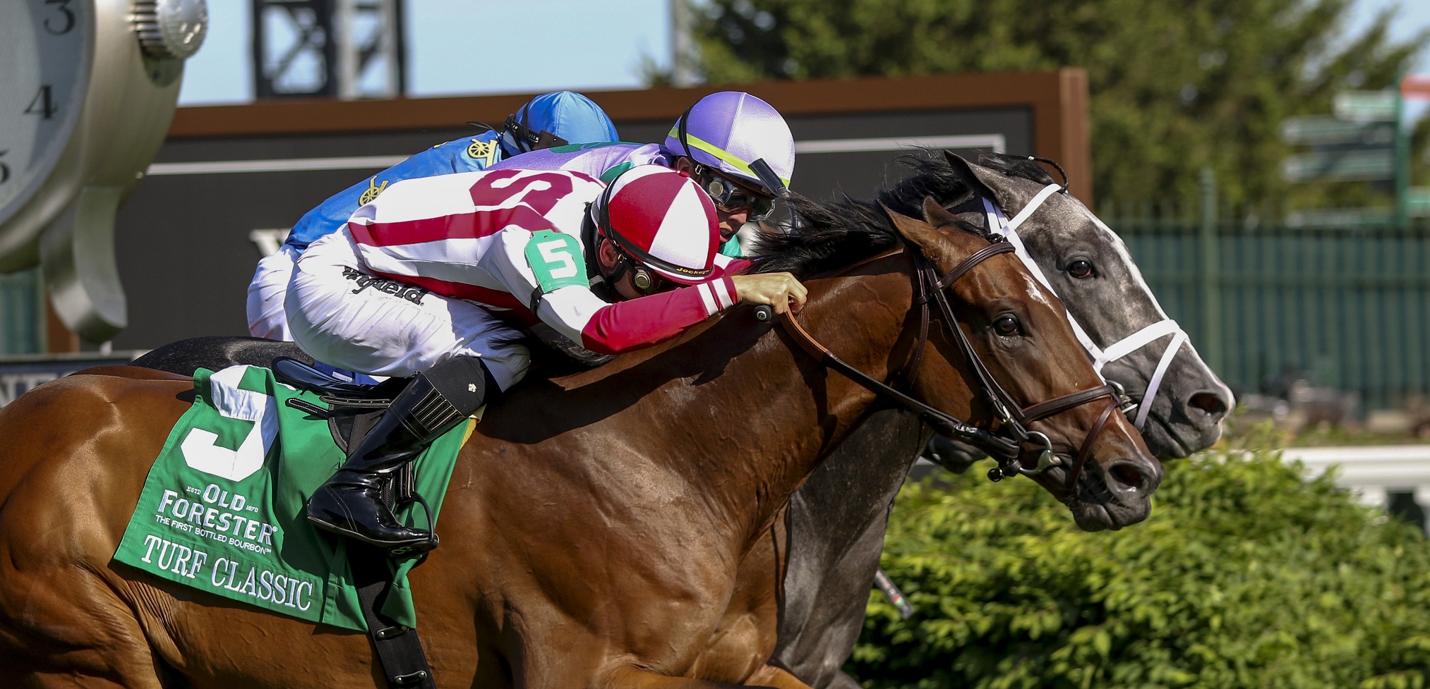 COLONEL LIAM y DOMESTIC SPENDING empatan en el Old Forester Bourbon ...