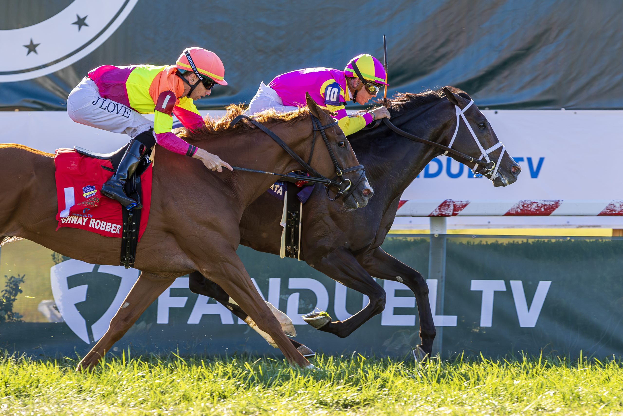 GRAND SONATA sorprende en el Kentucky Turf Cup Stakes (G2) | Hipismo.Net